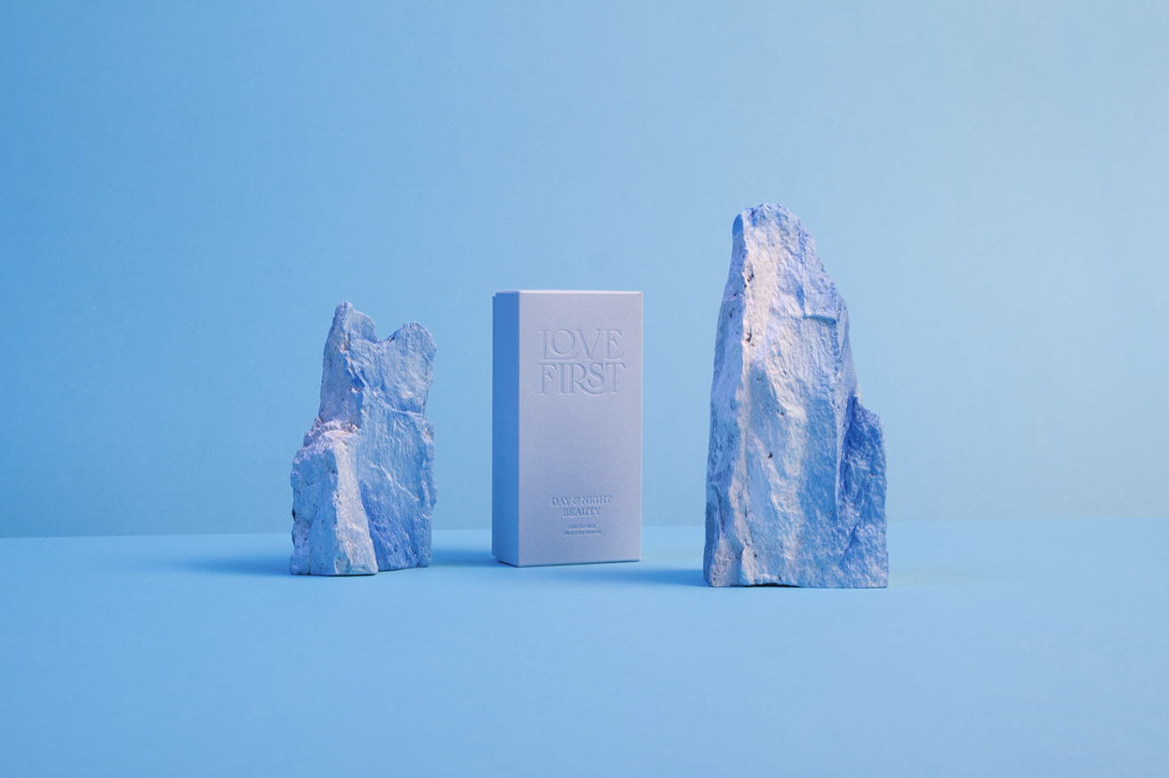 28 Contemporary Cosmetics & Skincare Packaging Designs