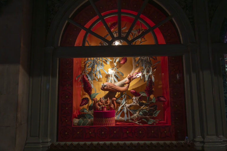 Andrew Scott's Frame Experiments Break Down The Fourth Wall - Design & Paper