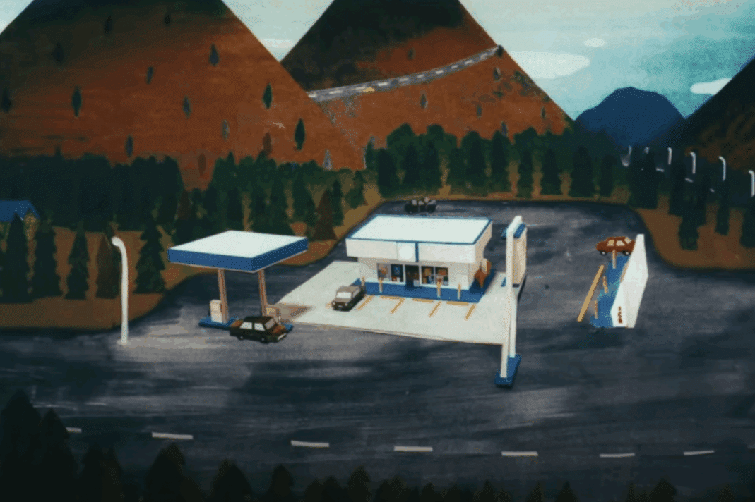 Samuelle Green's Immersive Cave-Like Paper Installations