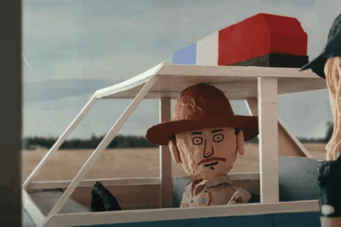 Samuelle Green's Immersive Cave-Like Paper Installations